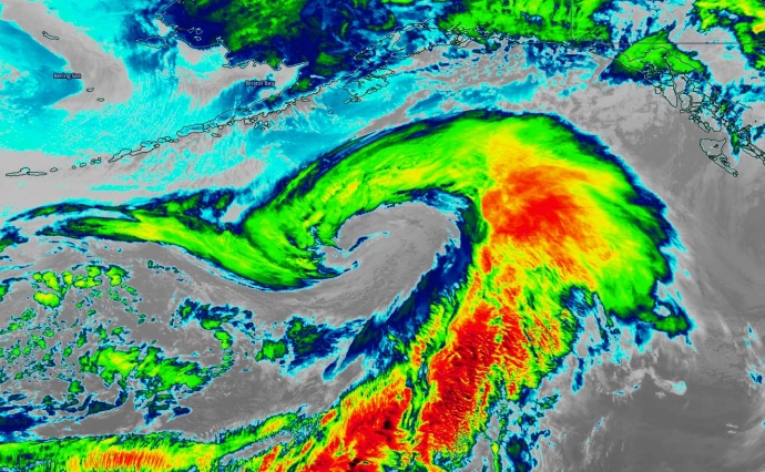 A rapidly intensifying extra-tropical cyclone in the North Pacific ...