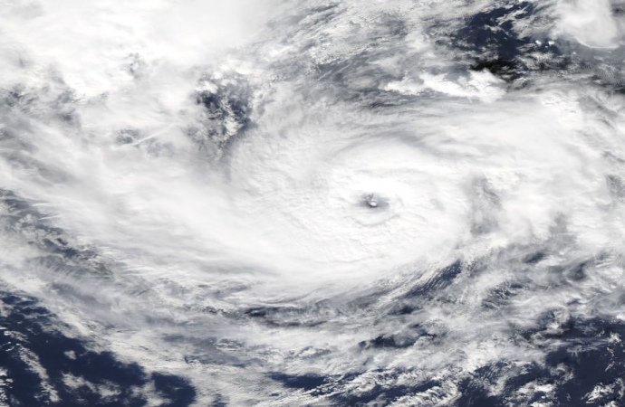 A remarkable record-breaking tropical system in the North Atlantic ...