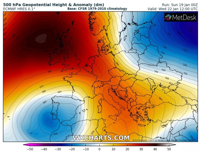 Rex-block pattern results in warm-core cyclone / #medicane in SW ...