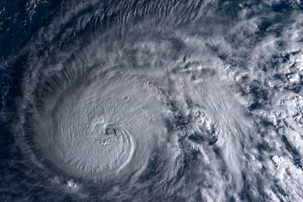 A developing monster - Typhoon #HALONG continues rapidly strengthening ...