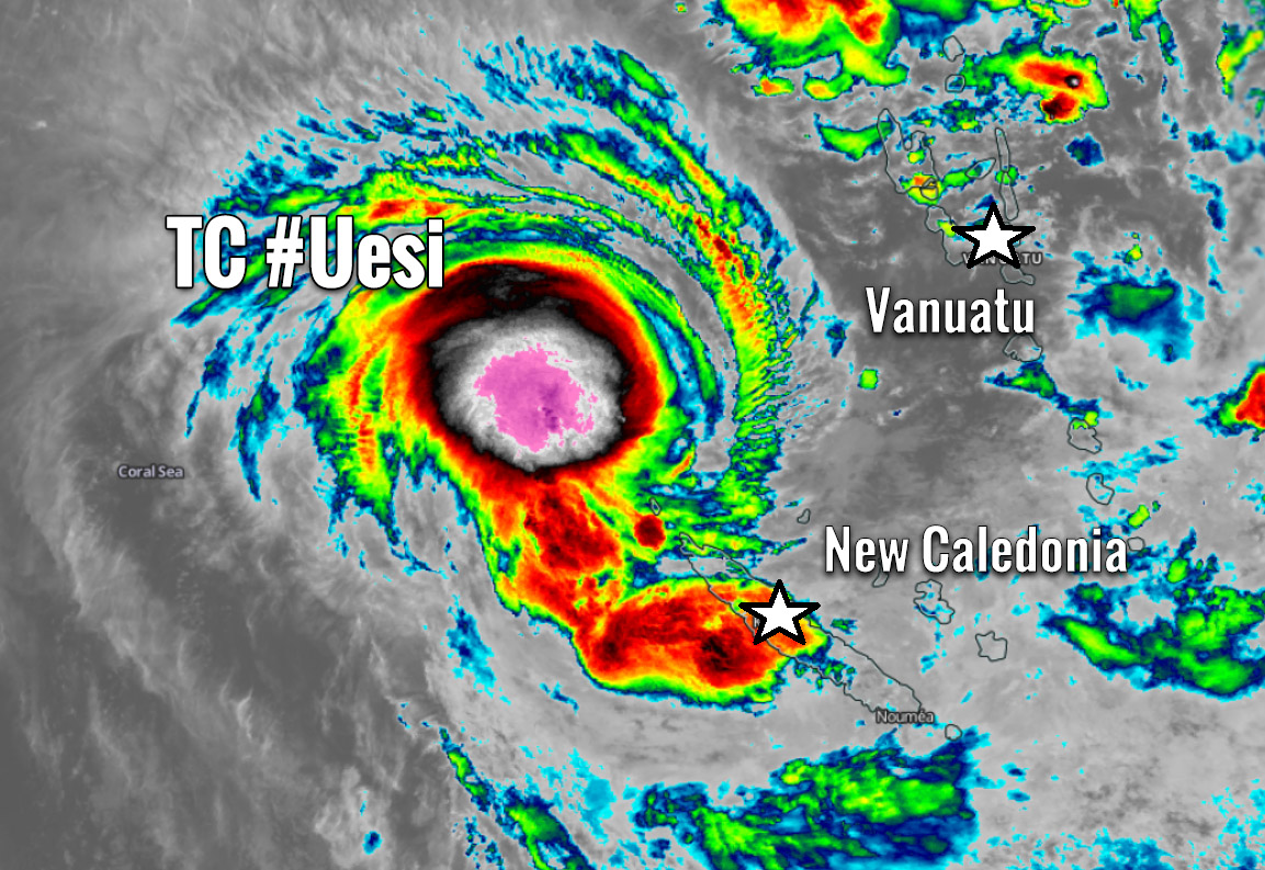 A rapidly organizing Tropical Cyclone #UESI near Vanuatu - going ...