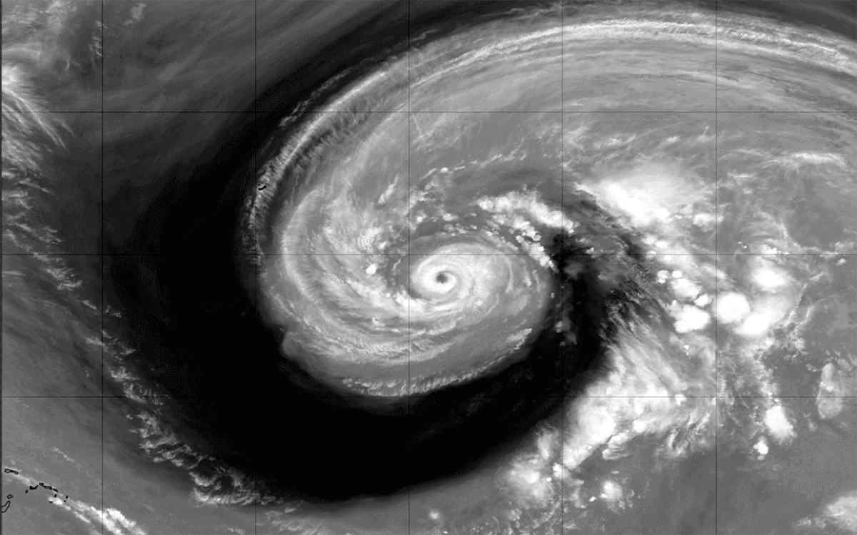Hurricane Epsilon is rapidly intensifying near Bermuda, new models ...