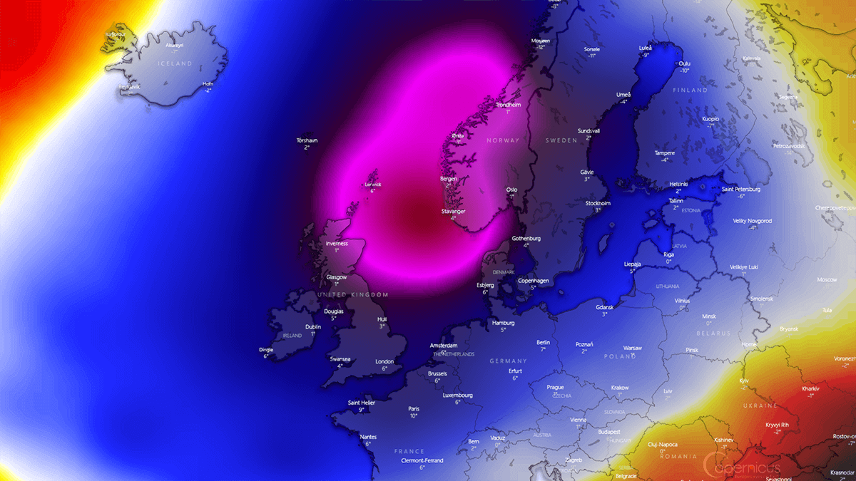 A deep cyclone Gaetan heads across the UK tonight, explodes into a ...